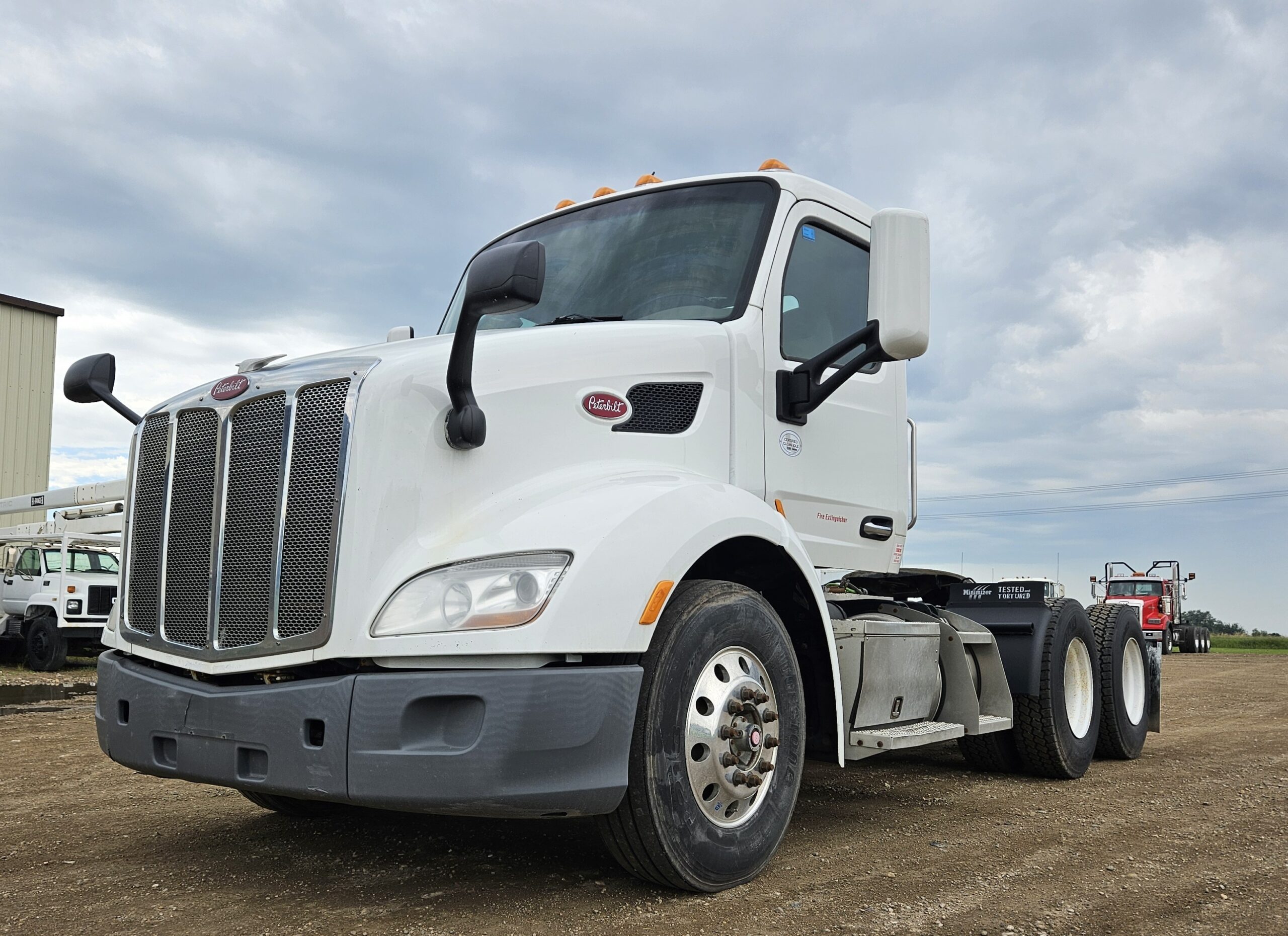 2016 Peterbilt 579 Tandem Axle Day Cab | CIM Truck Sales & Equipment